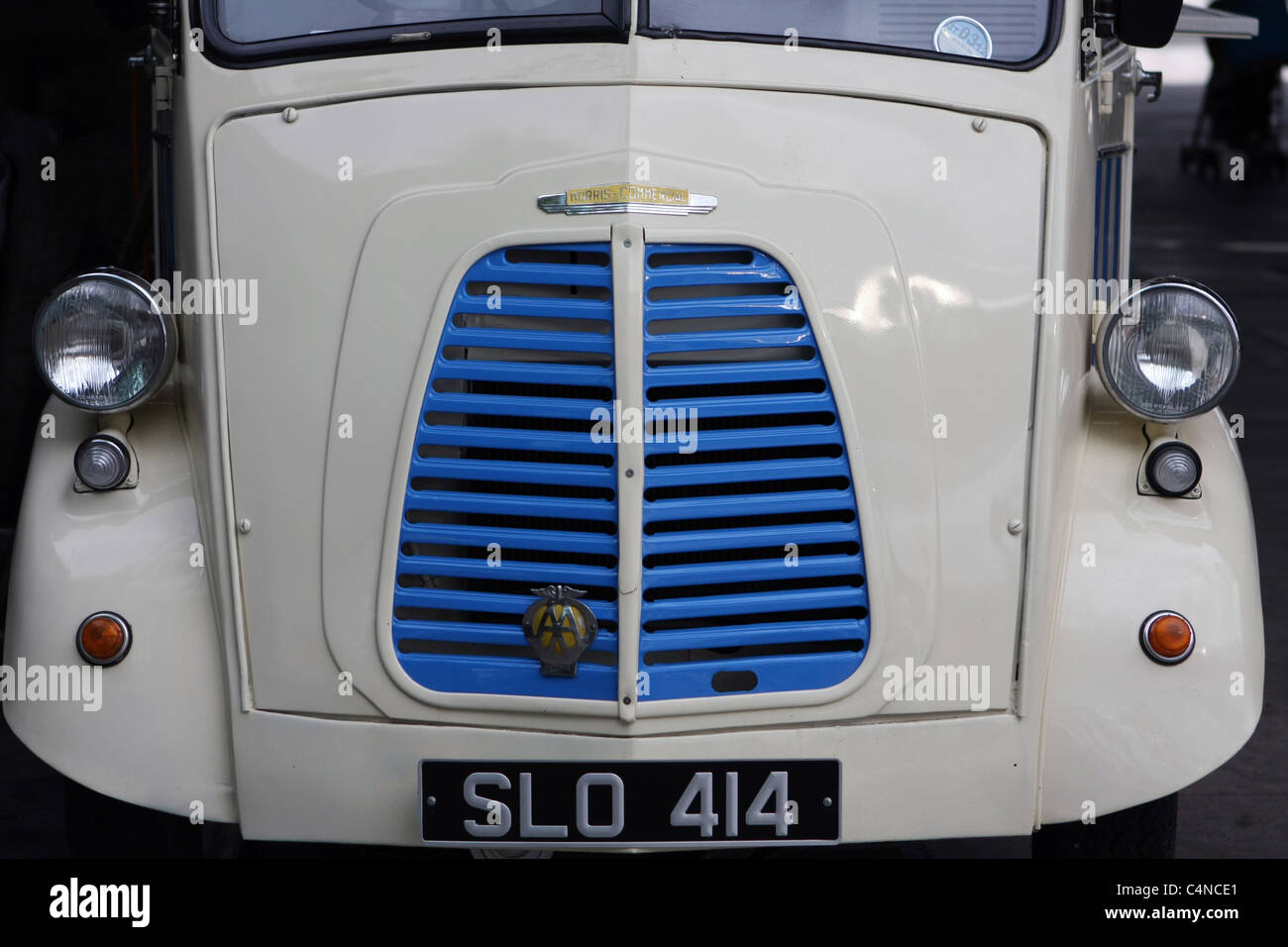 the front of an old Morris Commercial vehicle Stock Photo - Alamy
