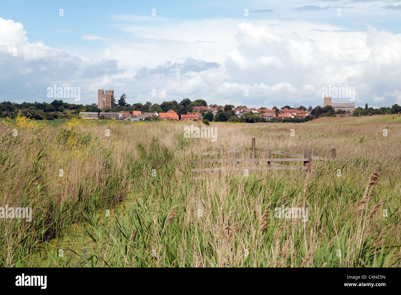 Countryside uk village hi-res stock photography and images - Alamy