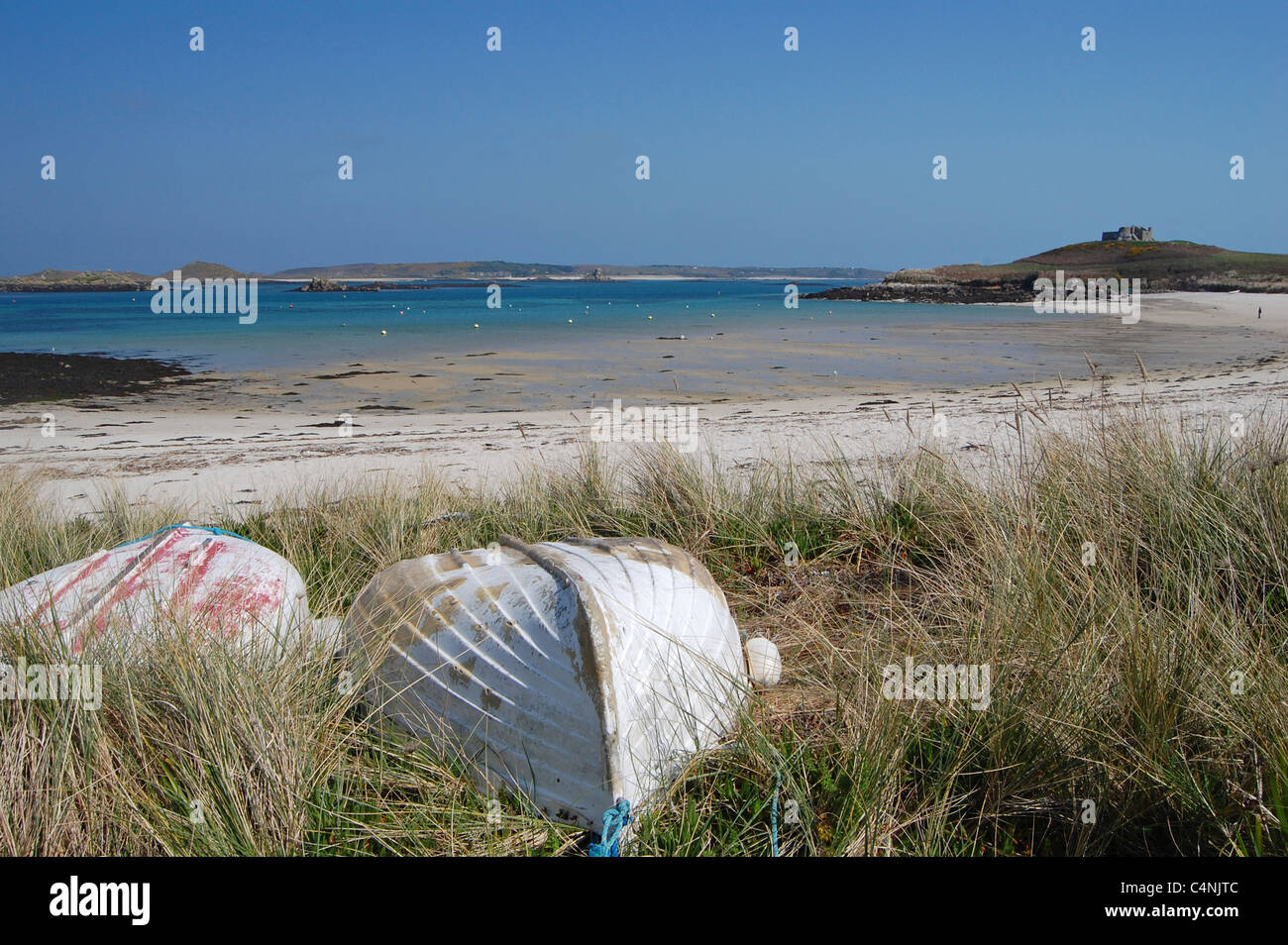 Isles of scilly beach hi-res stock photography and images - Alamy