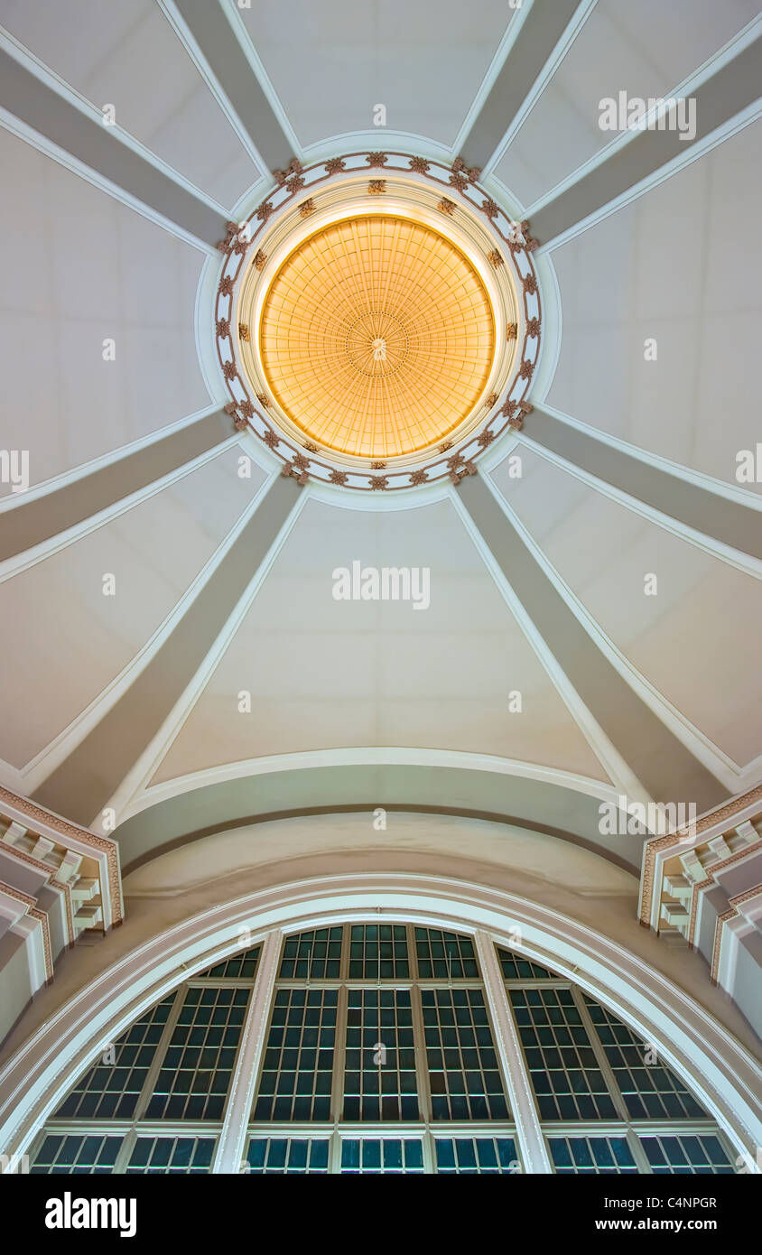 Via rail train hi-res stock photography and images - Alamy