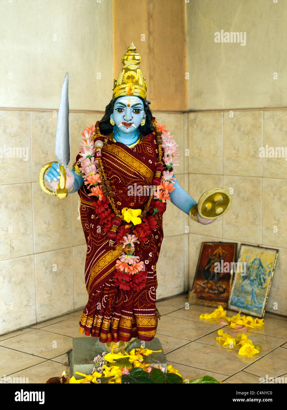 Maheswarnath temple hi-res stock photography and images - Alamy
