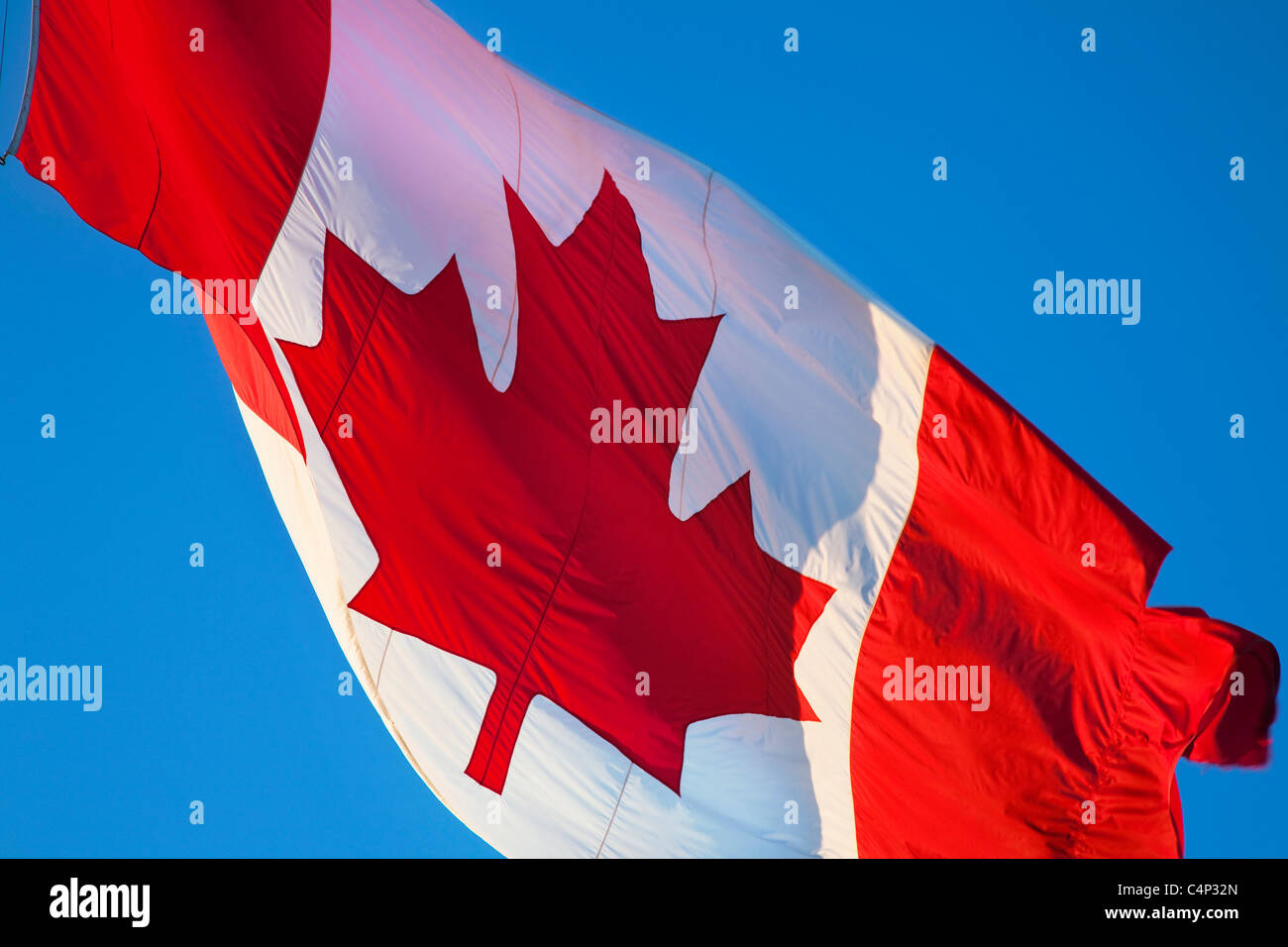 Flapping canadian flag hi-res stock photography and images - Alamy