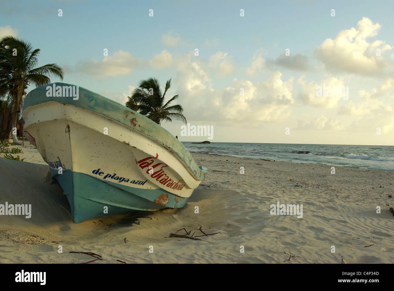 Resting boat hi-res stock photography and images - Alamy
