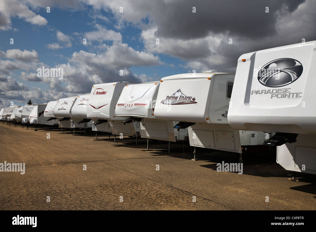 A row of RVs Stock Photo - Alamy