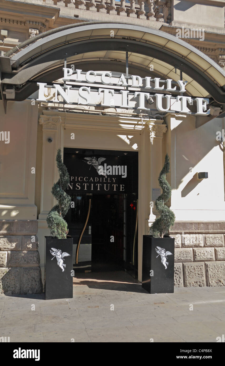 Piccadilly club london hi-res stock photography and images - Alamy