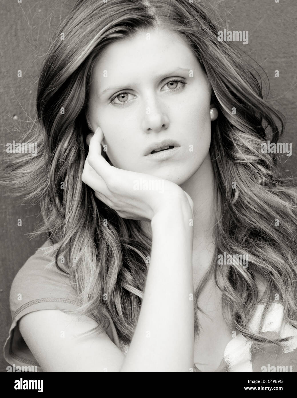 Fashion model street shoot Stock Photo - Alamy