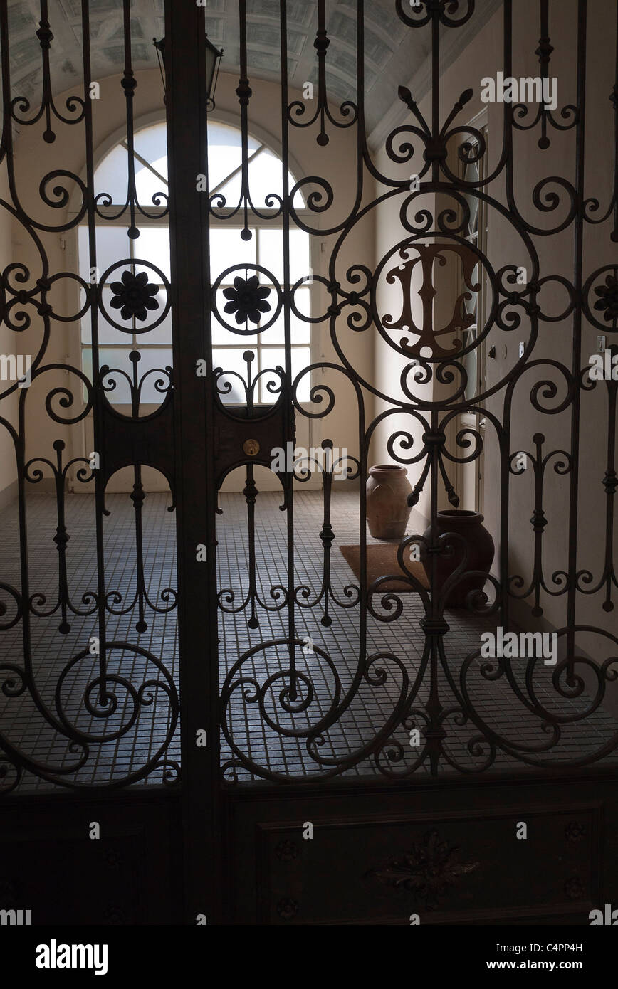 Wrought iron gate in italy hi-res stock photography and images - Alamy