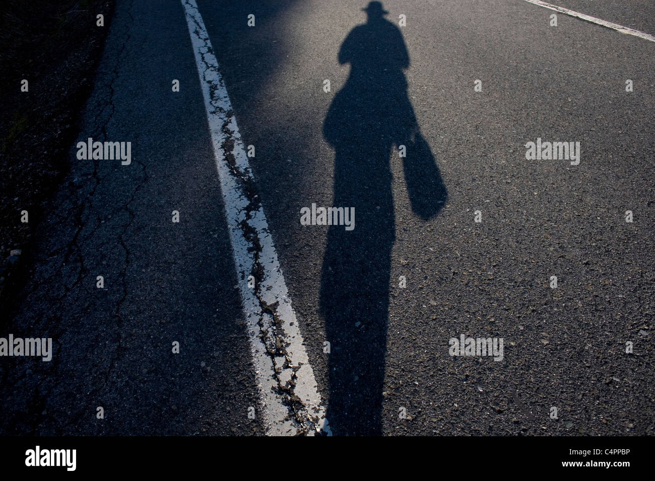 Cast shade hi-res stock photography and images - Alamy