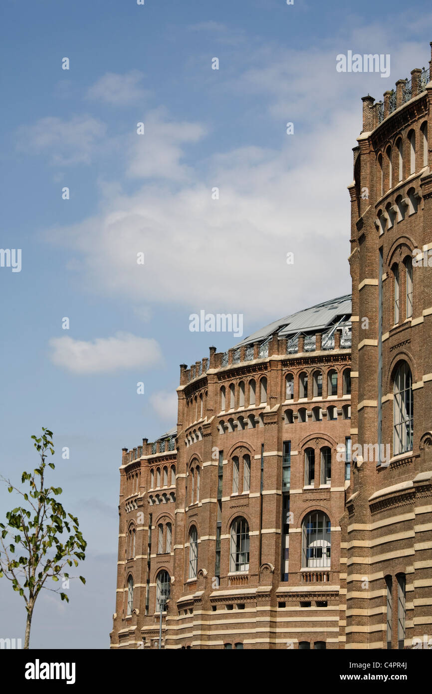 Gasometer vienna hi-res stock photography and images - Alamy