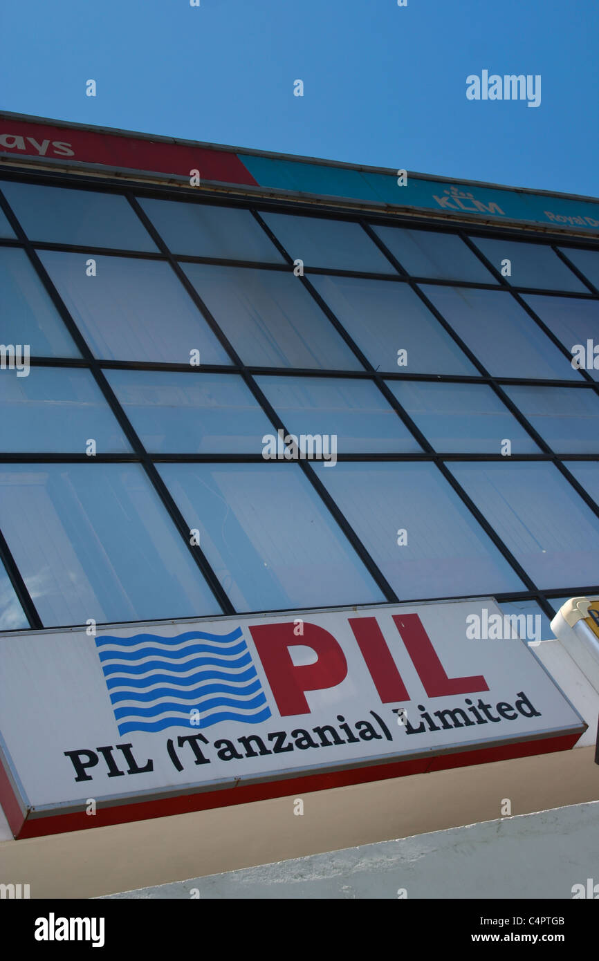 Limited sign hi-res stock photography and images - Alamy