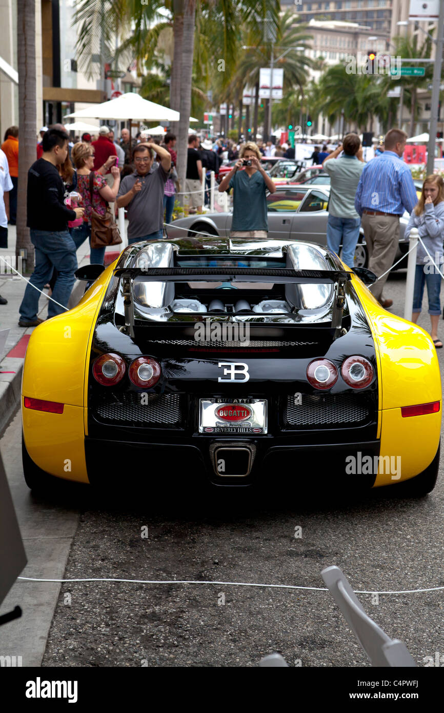 Bugatti veyron in rodeo drive hi-res stock photography and images - Alamy
