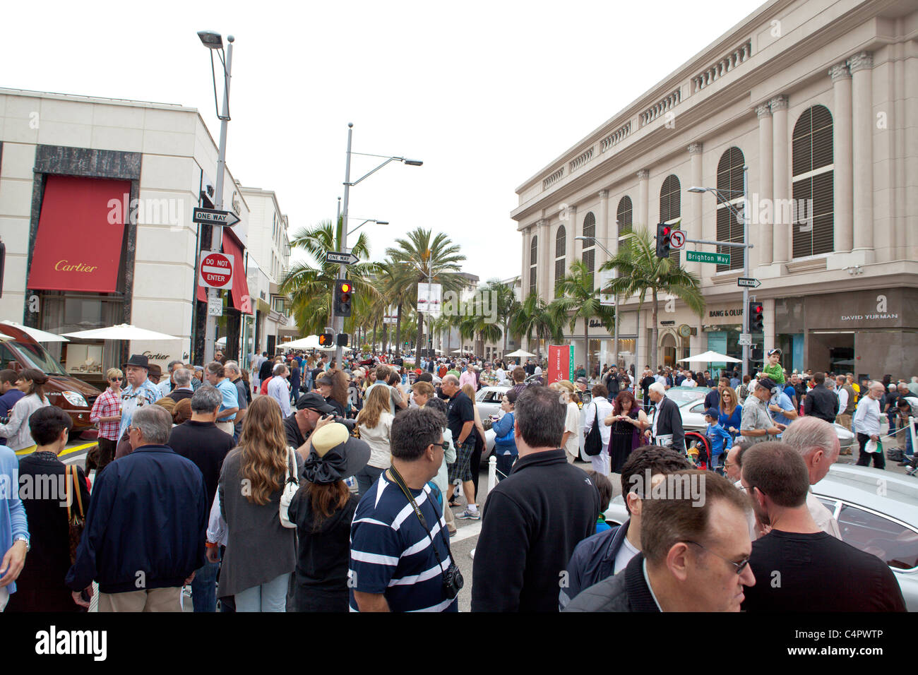 A crowd and car scene at the 2011 Rodeo Drive Concours D'elegance Stock ...