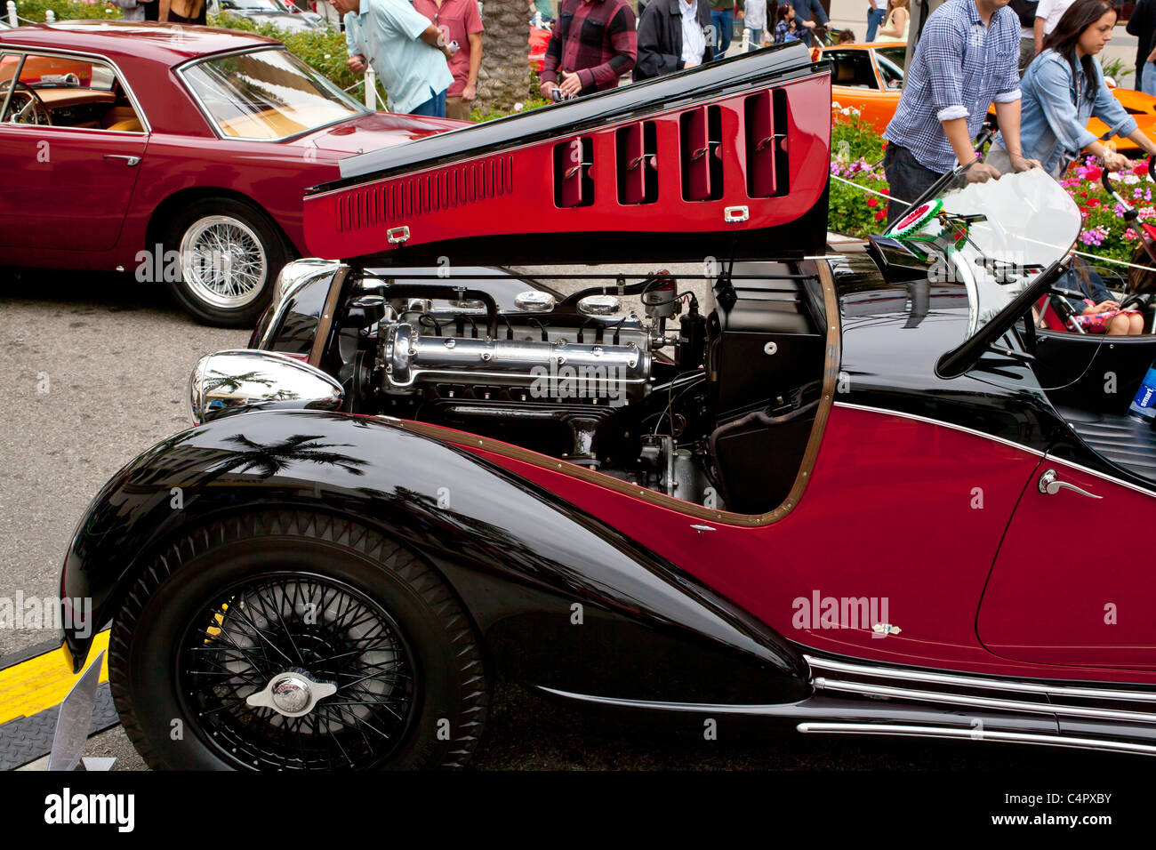 A 1936 Alfa Romeo 6C 2500 at the 2011 Rodeo Drive Concours Beverly ...