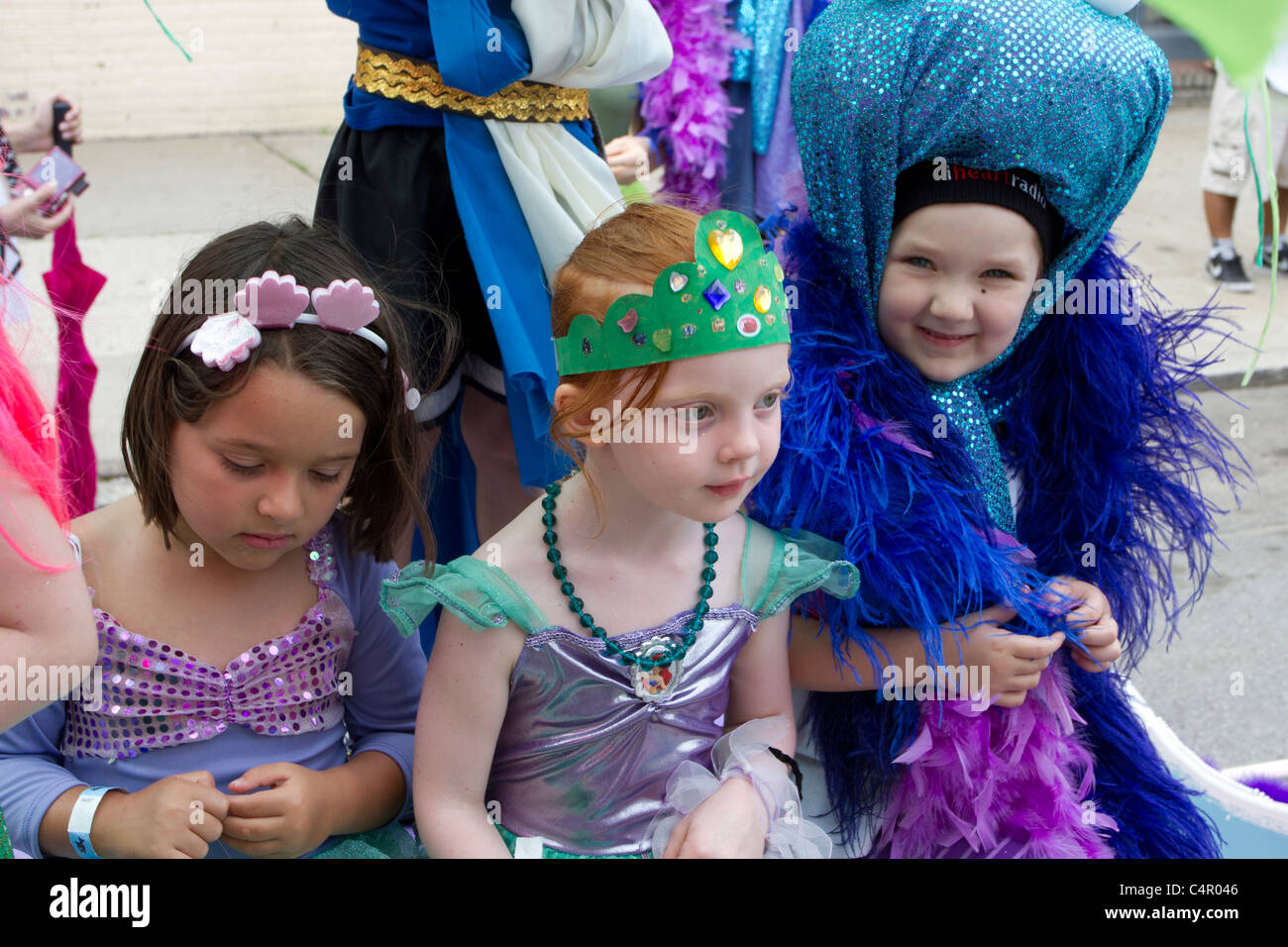 Mermaid and children hi-res stock photography and images - Alamy
