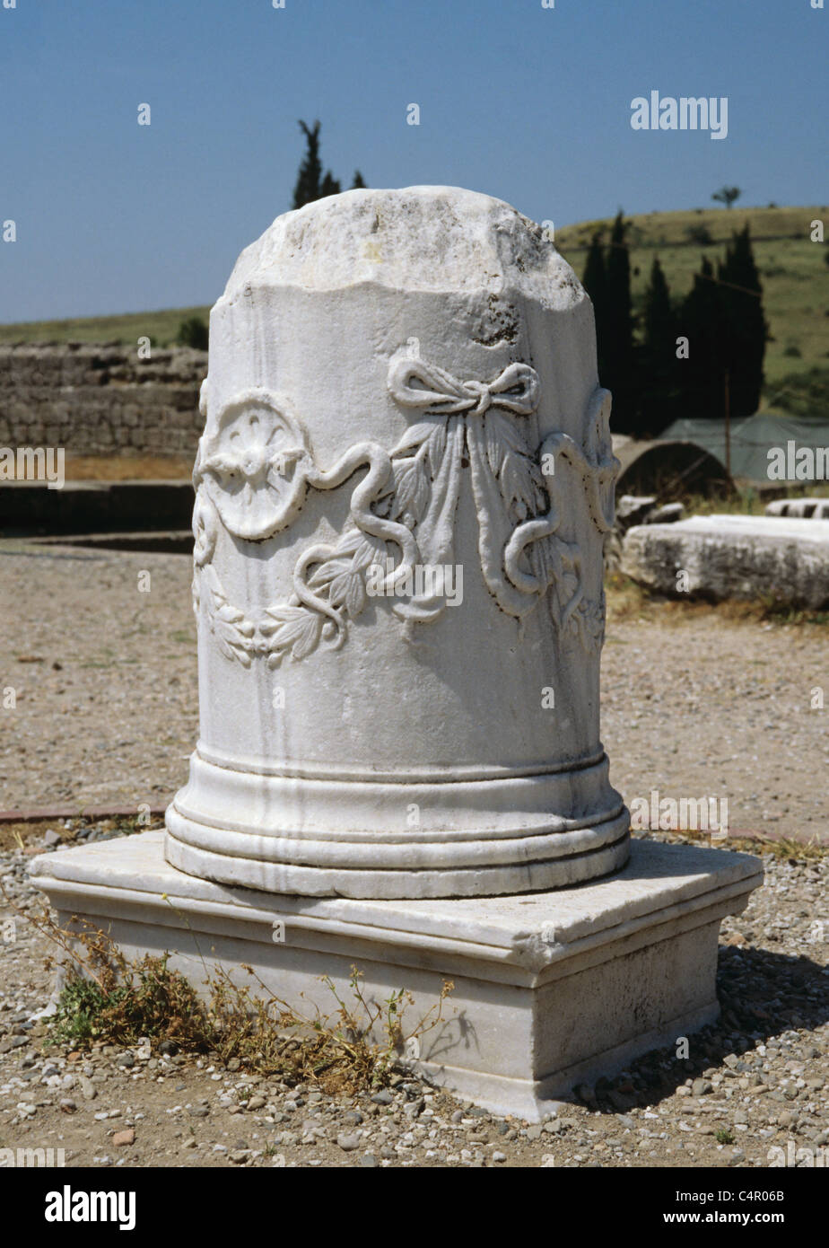 Altar or column, Asclepion, Bergama, Turkey 000528 2025 Stock Photo - Alamy