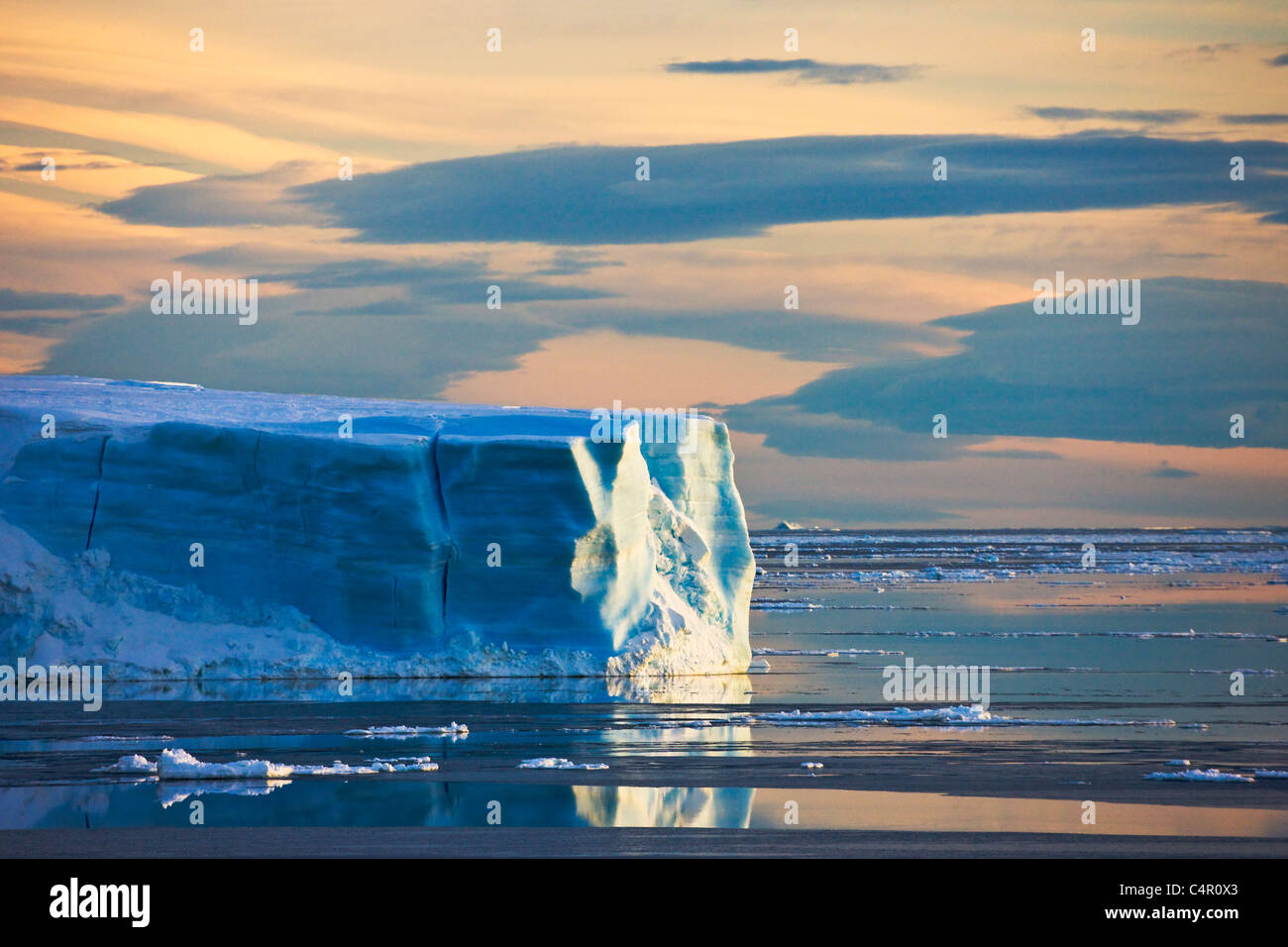 Antarctica must see hi-res stock photography and images - Alamy
