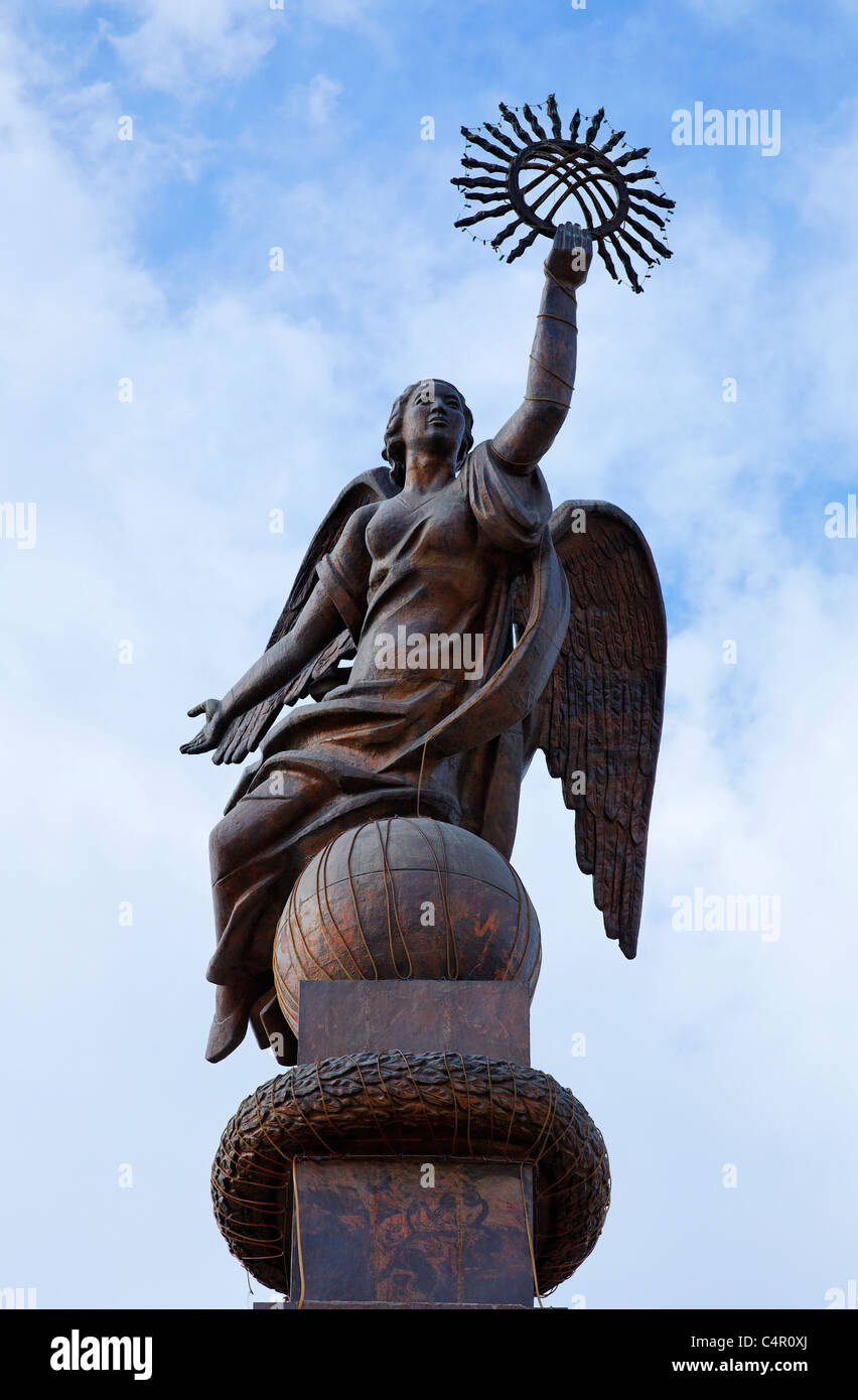 Kyrgyzstan - Bishkek - Ala-Too Square - Erkindik statue Stock Photo - Alamy