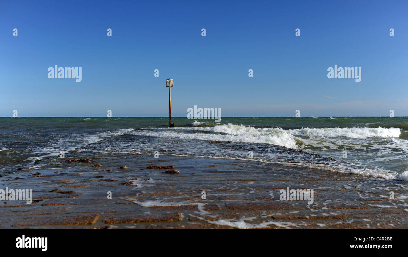 Sewage outfall uk hi-res stock photography and images - Alamy