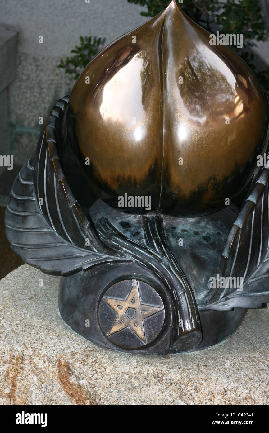 Lucky Metal Peach Stock Photo - Alamy
