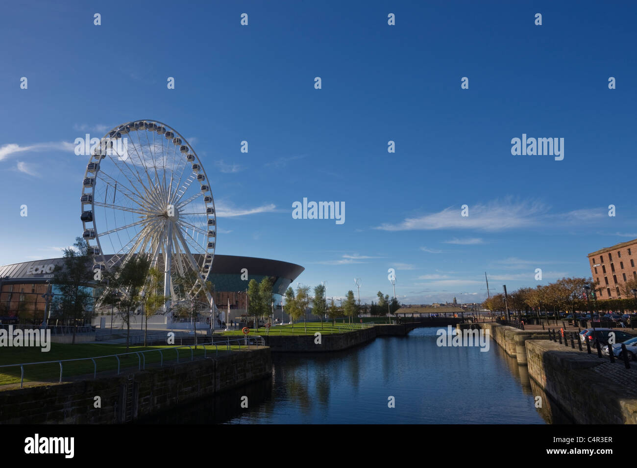Big Wheel, Albert Dock, Liverpool, Merseyside, England Stock Photo - Alamy