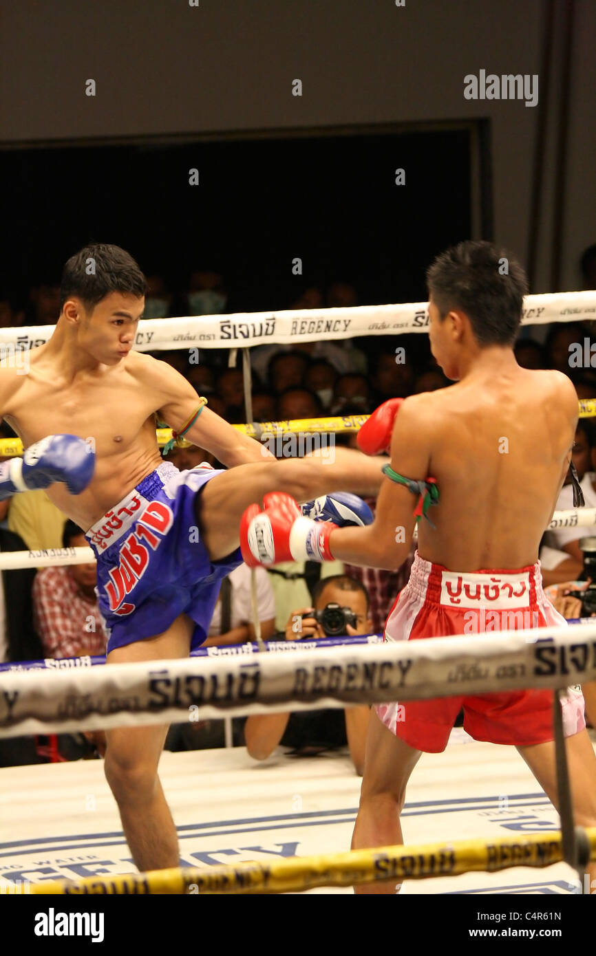 Thailand Thai Boxing competition Stock Photo - Alamy