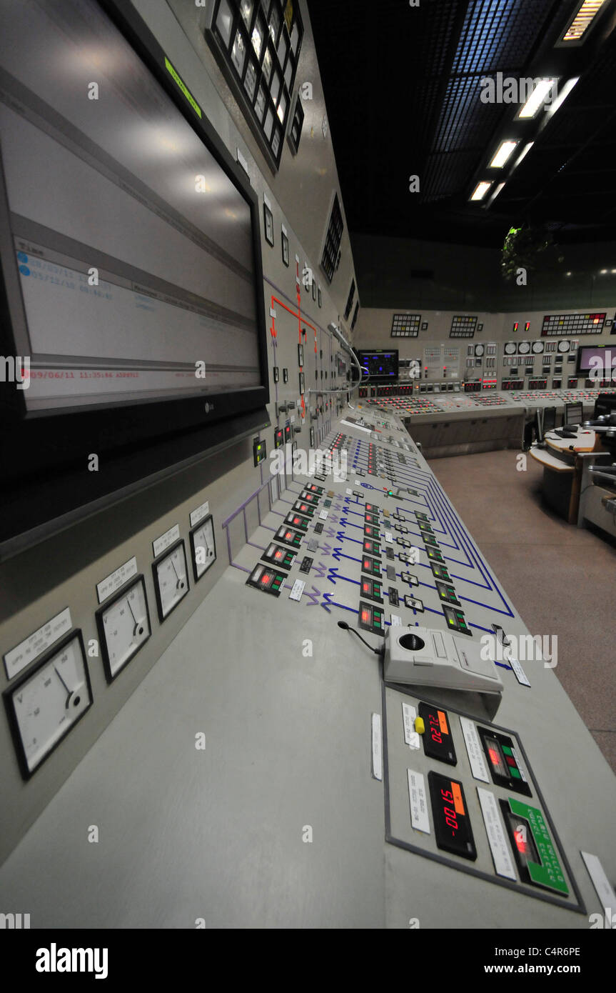 Israel coal operated power plant hi-res stock photography and images ...