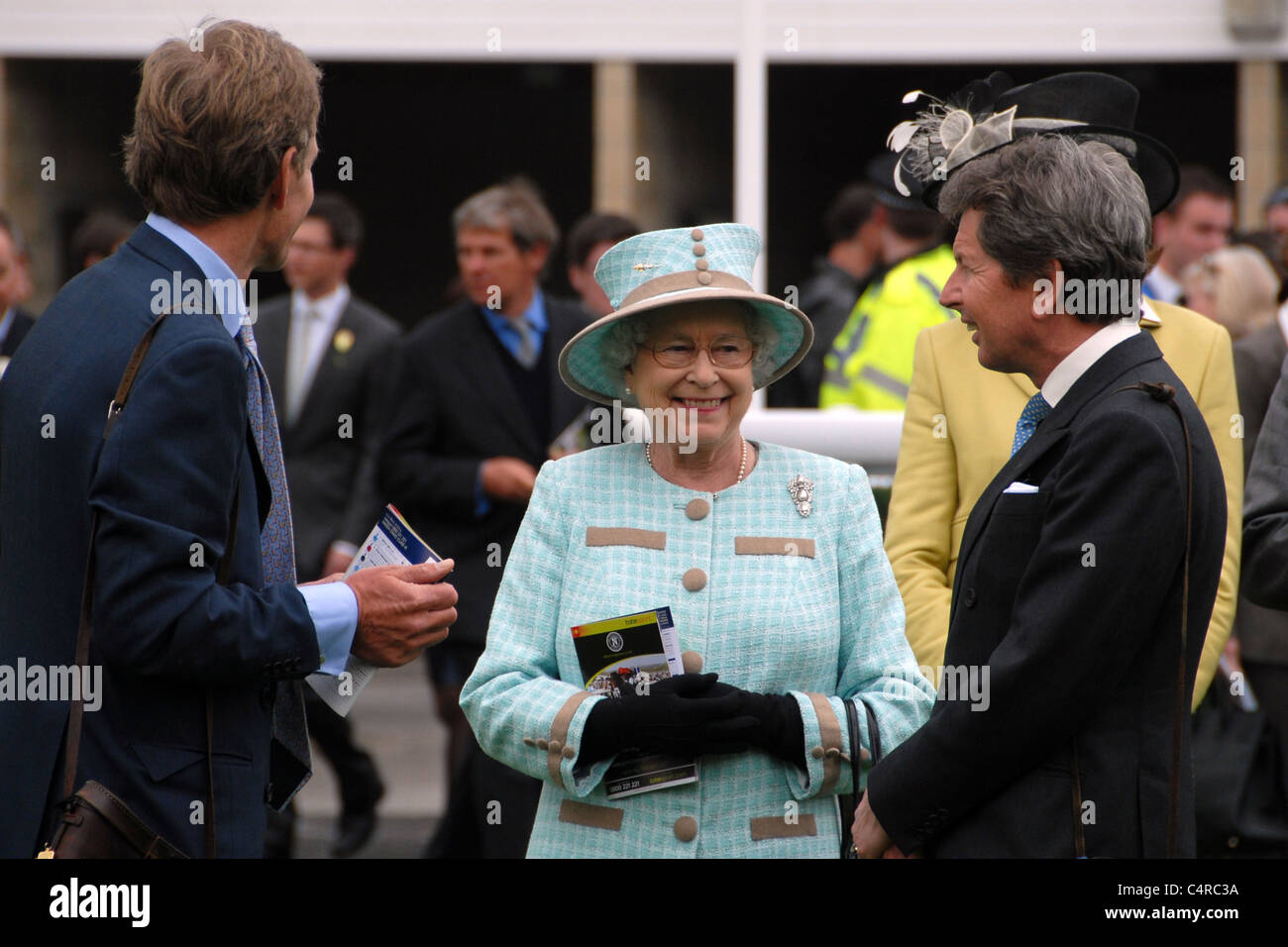 Kate middleton and queen elizabeth hi-res stock photography and images ...