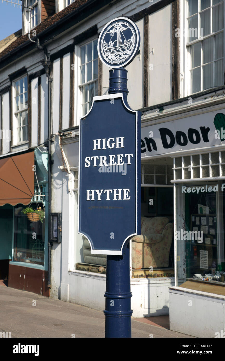 High street sign hi-res stock photography and images - Alamy