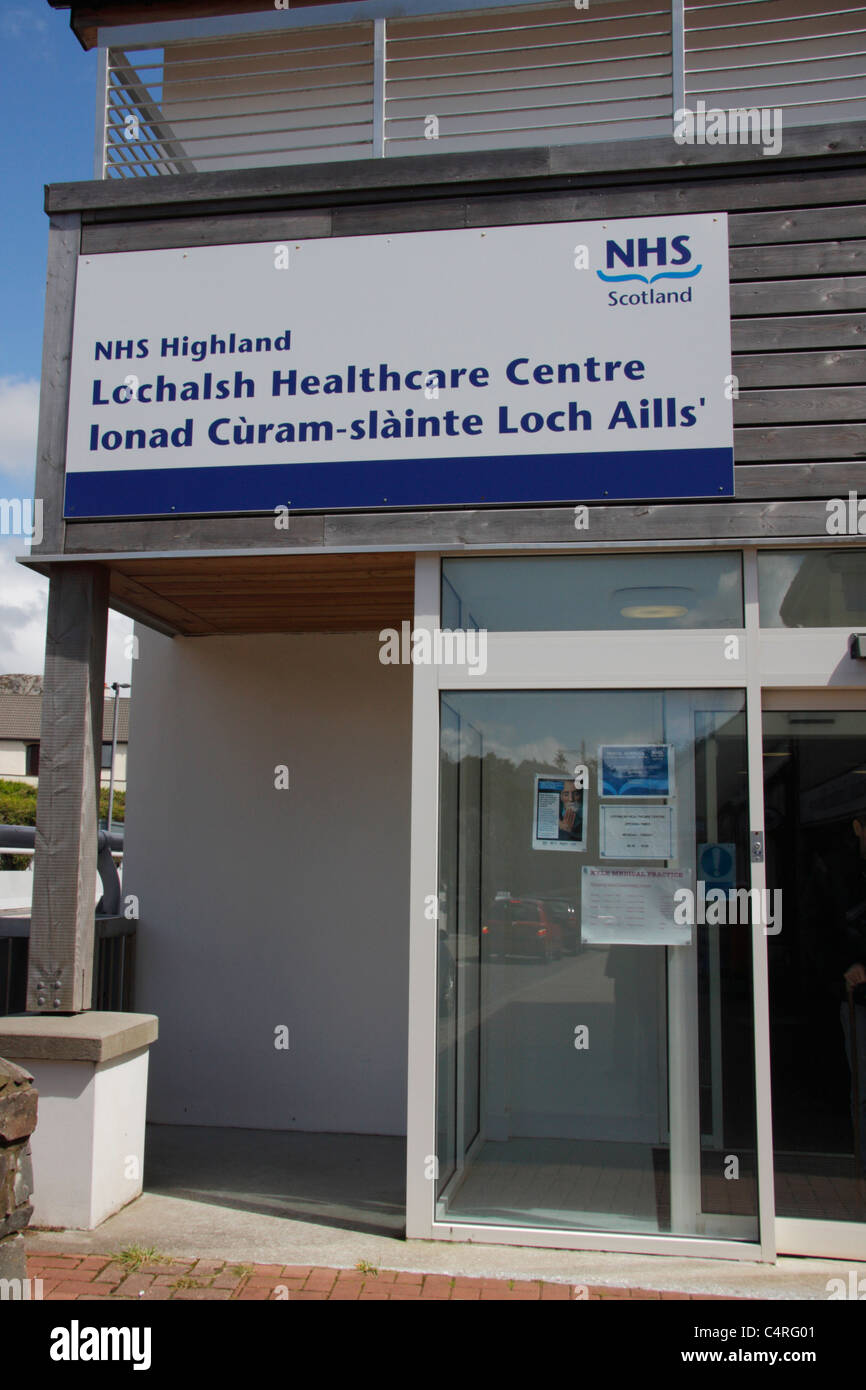 Nhs signage hi-res stock photography and images - Alamy