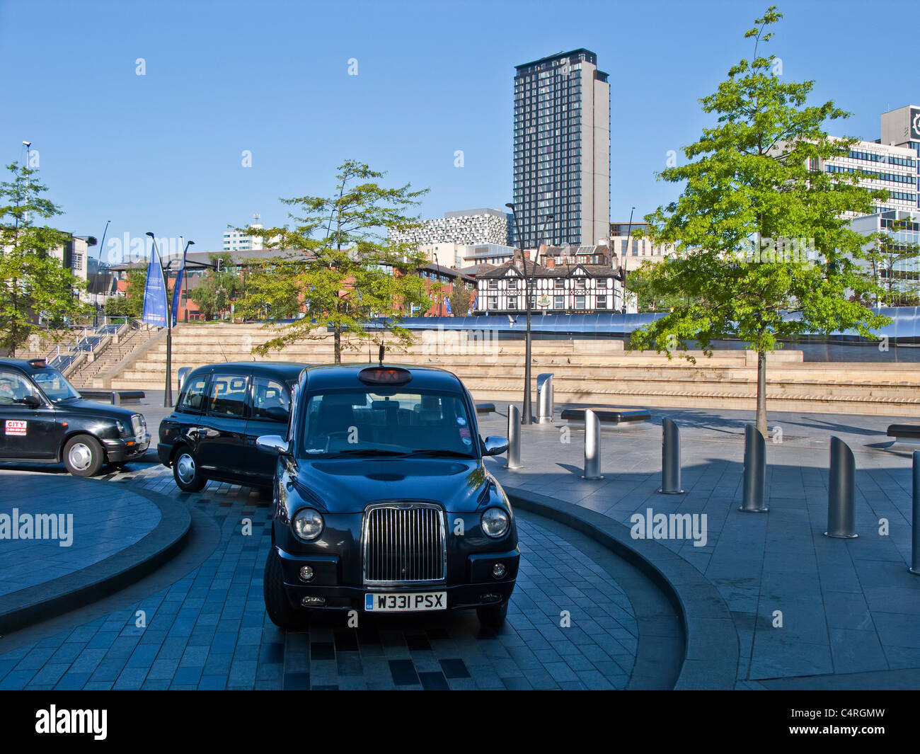 Sheffield midland railway station sheffield hi-res stock photography ...