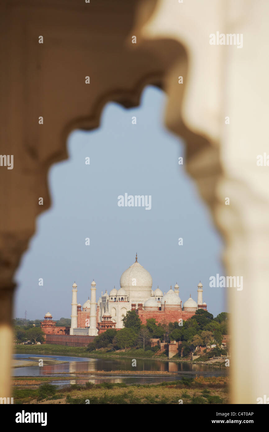 Taj mahal from red fort hi-res stock photography and images - Alamy