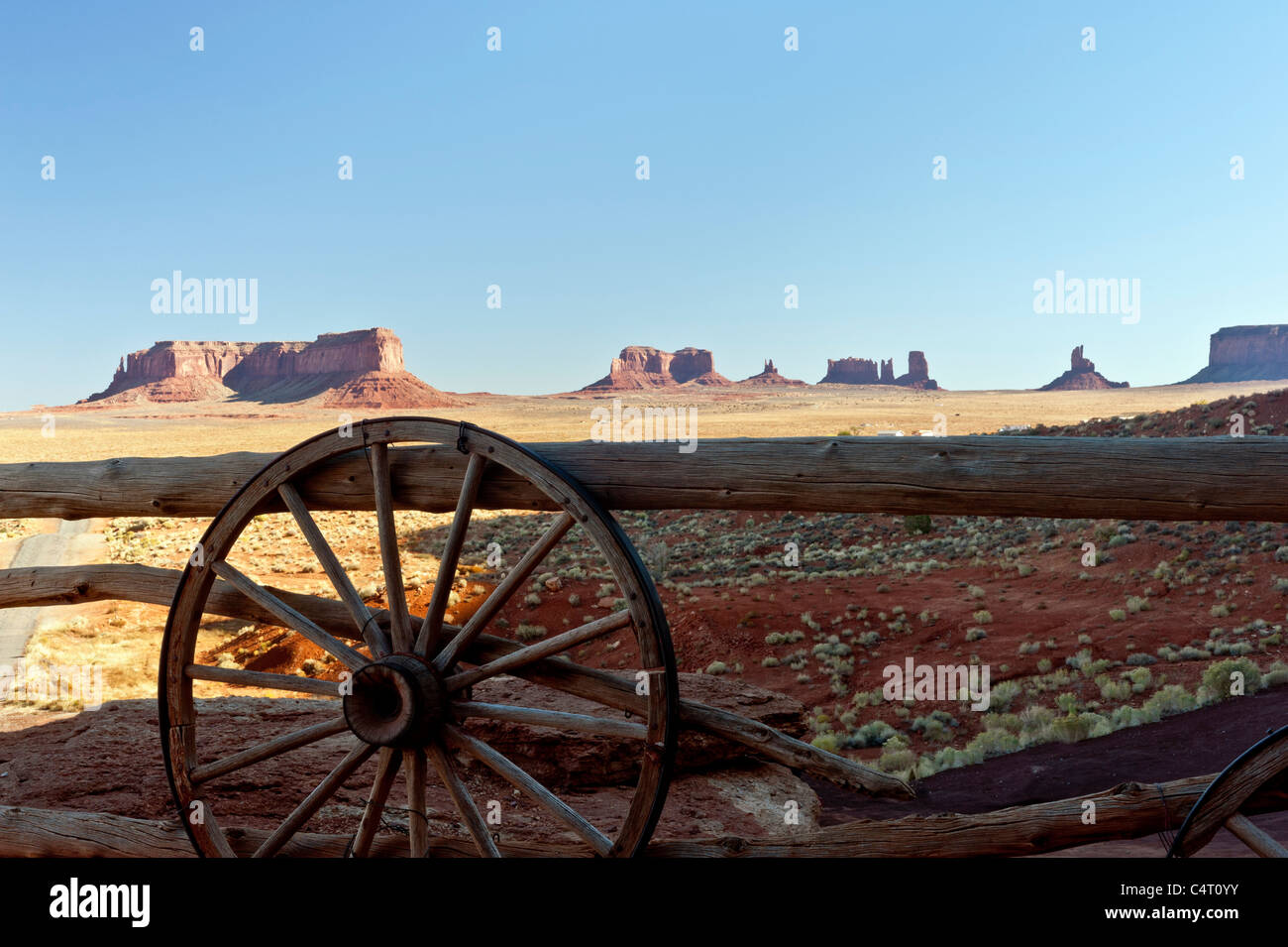 Monument valley from Gouldings Lodge Stock Photo - Alamy