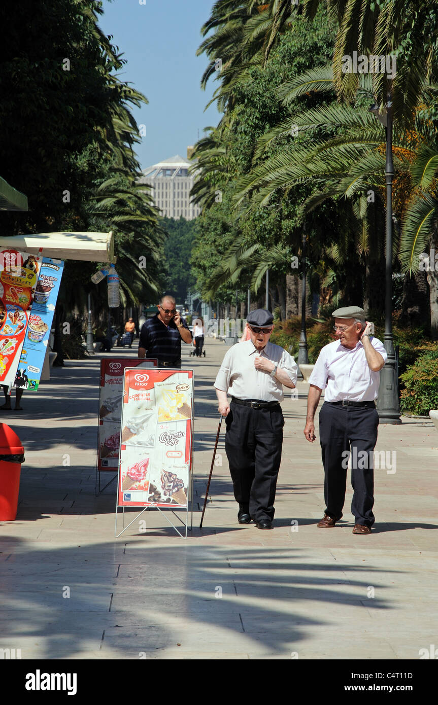 Old spanish man men hi-res stock photography and images - Alamy