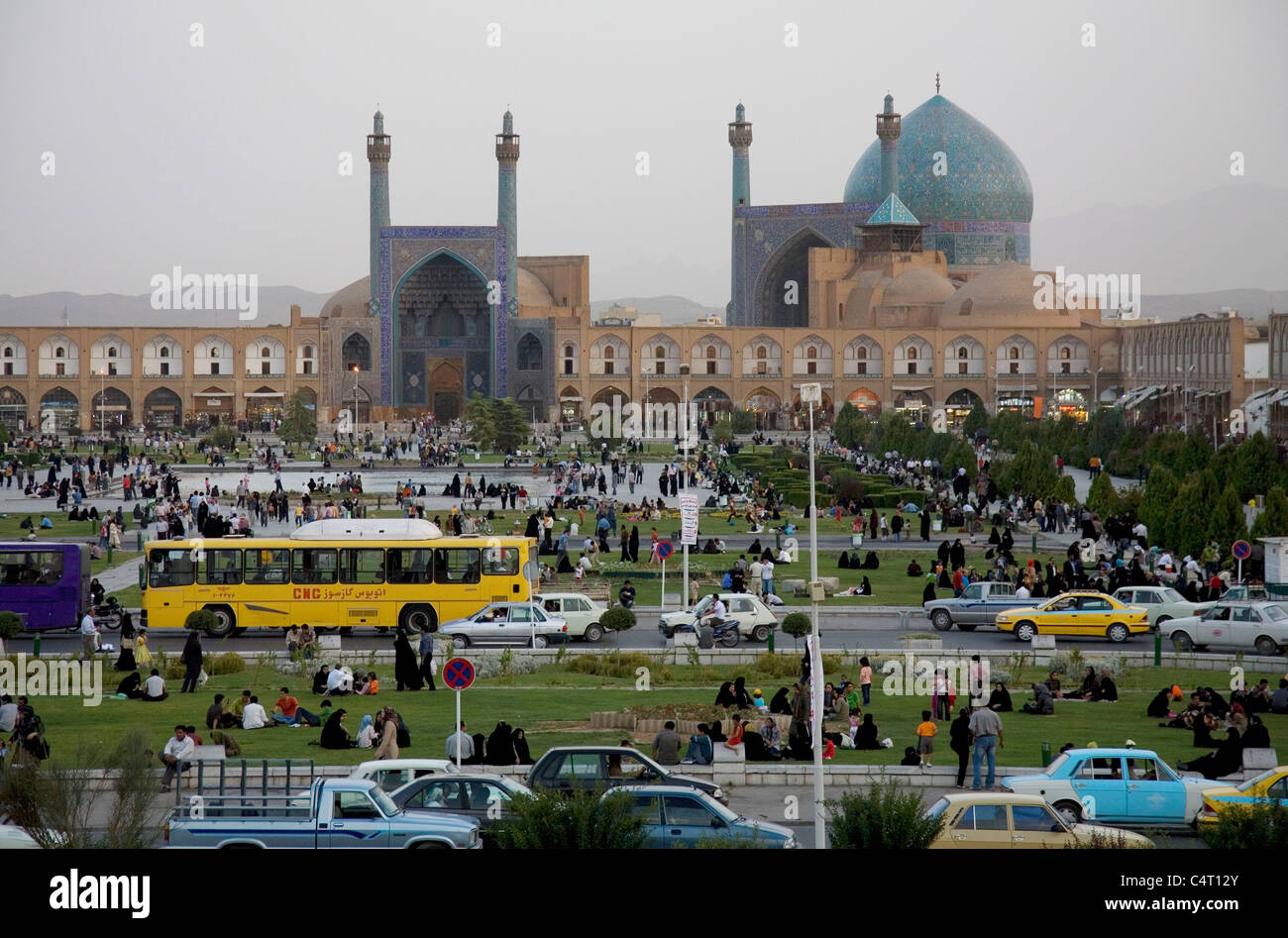 Imam Square (Naghsh-e Jahan Square), Isfahan, Iran Stock Photo - Alamy
