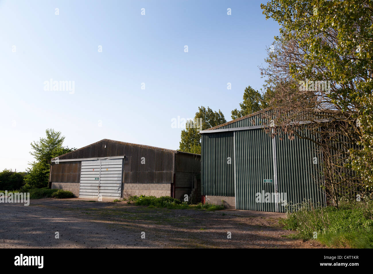 grain store and tractor shed farm buildings with closed doors Stock ...