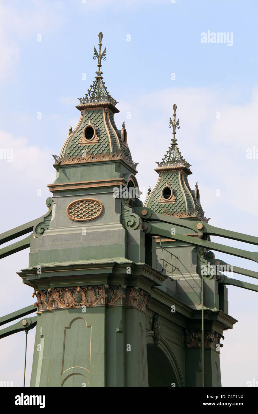 Victorian cast iron bridges hi-res stock photography and images - Alamy