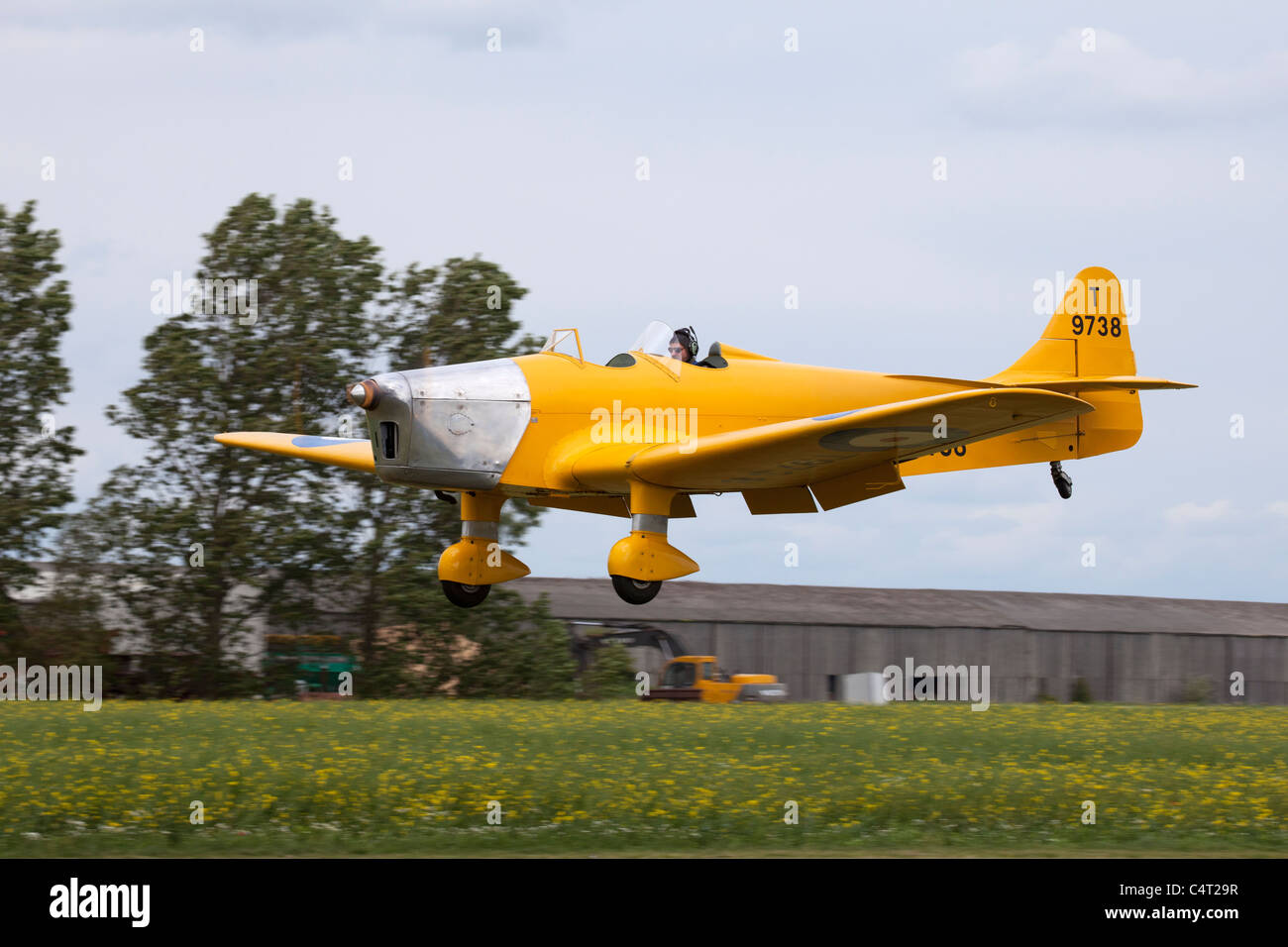 Miles hawk hi-res stock photography and images - Alamy