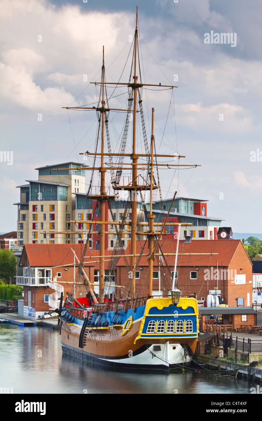 Hm Bark Endeavour Deck View