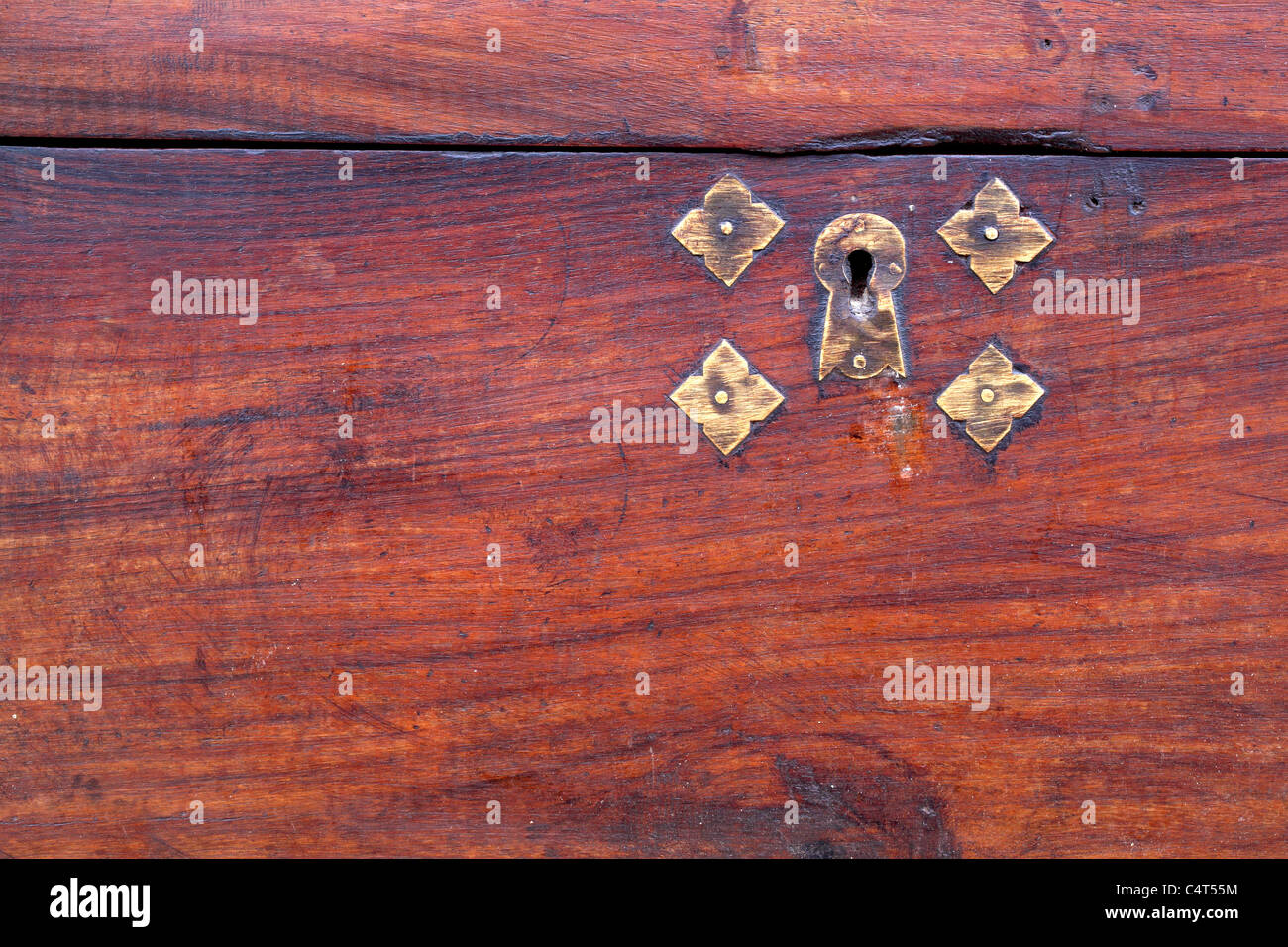 Chest box hi-res stock photography and images - Alamy