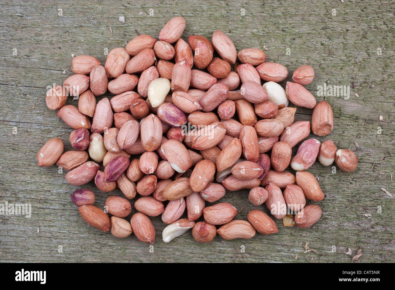Peanuts hi-res stock photography and images - Alamy
