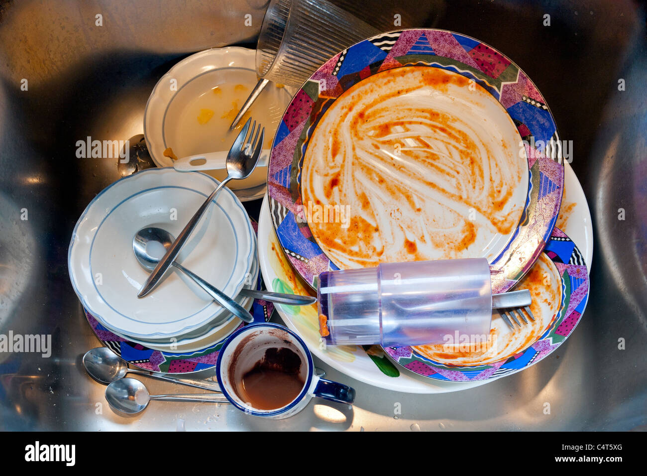 Kitchen sink hi-res stock photography and images - Alamy