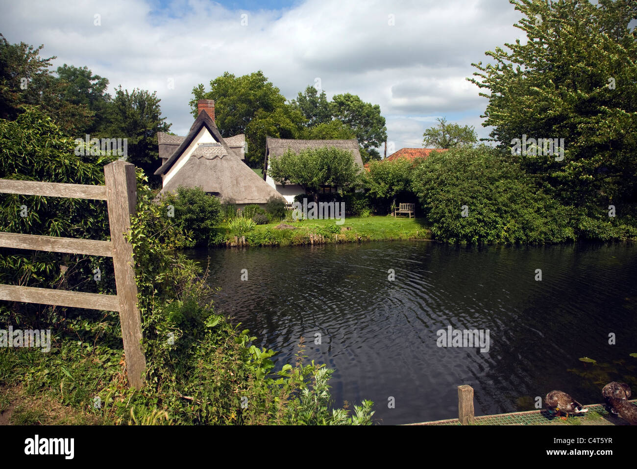 Bridge flatford hi-res stock photography and images - Alamy