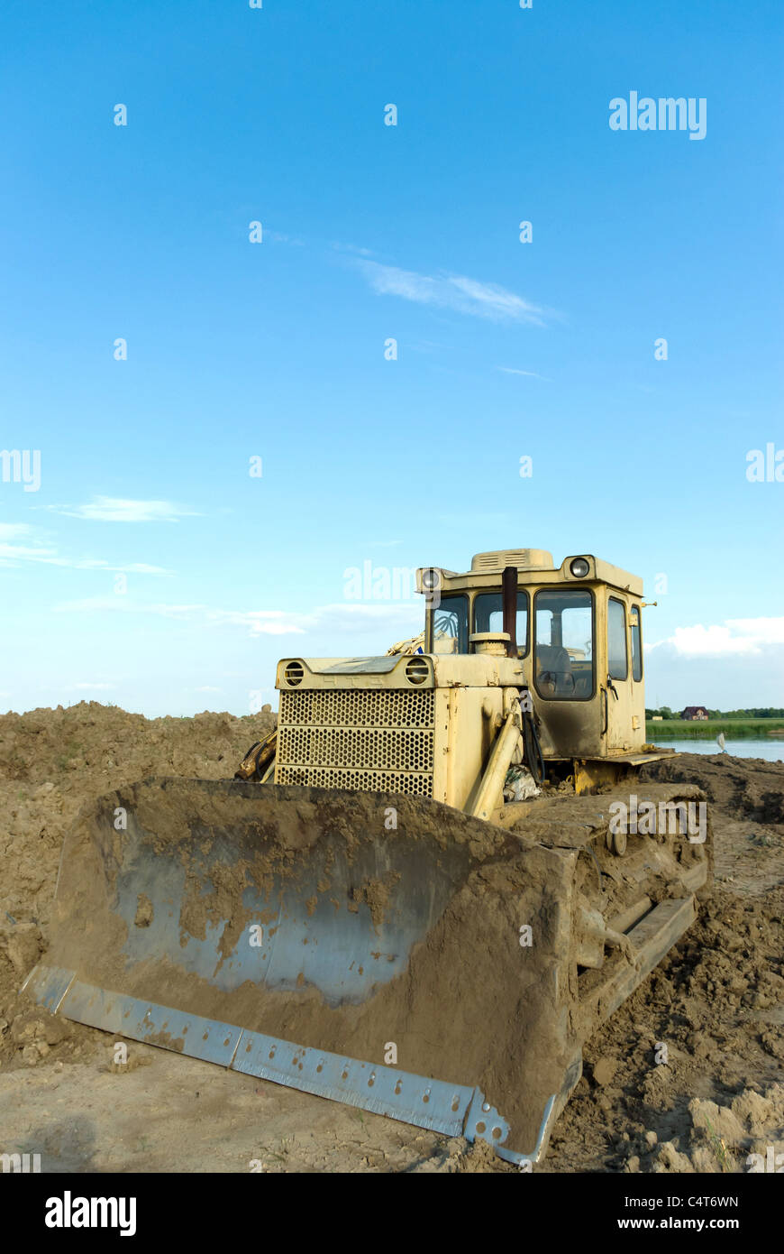 digger, Heavy Duty construction equipment parked at work site Stock ...