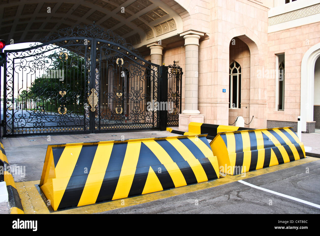 Central bank of oman hi-res stock photography and images - Alamy