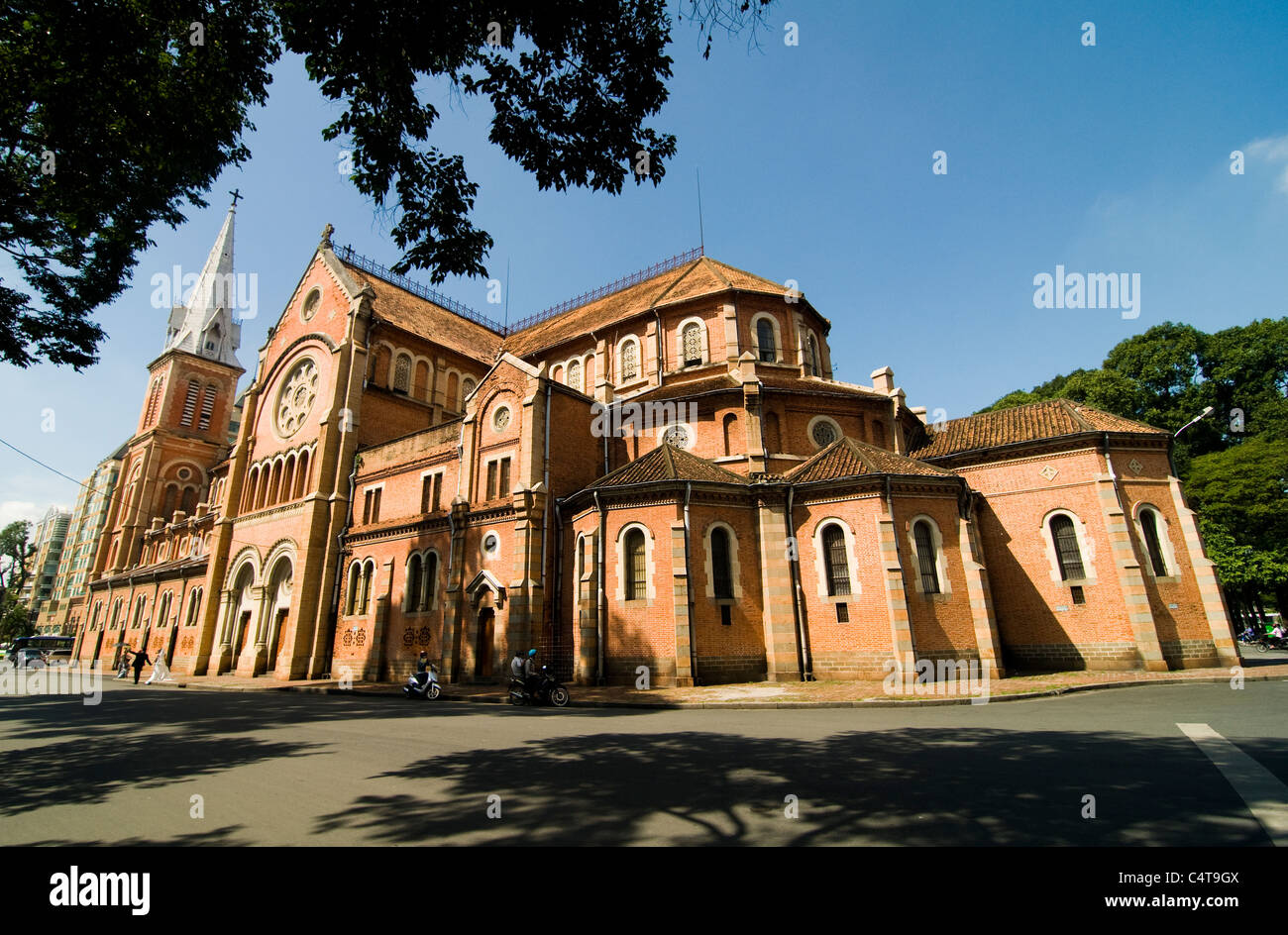 Saigon's Notre-Dame Cathedral Basilica Stock Photo - Alamy