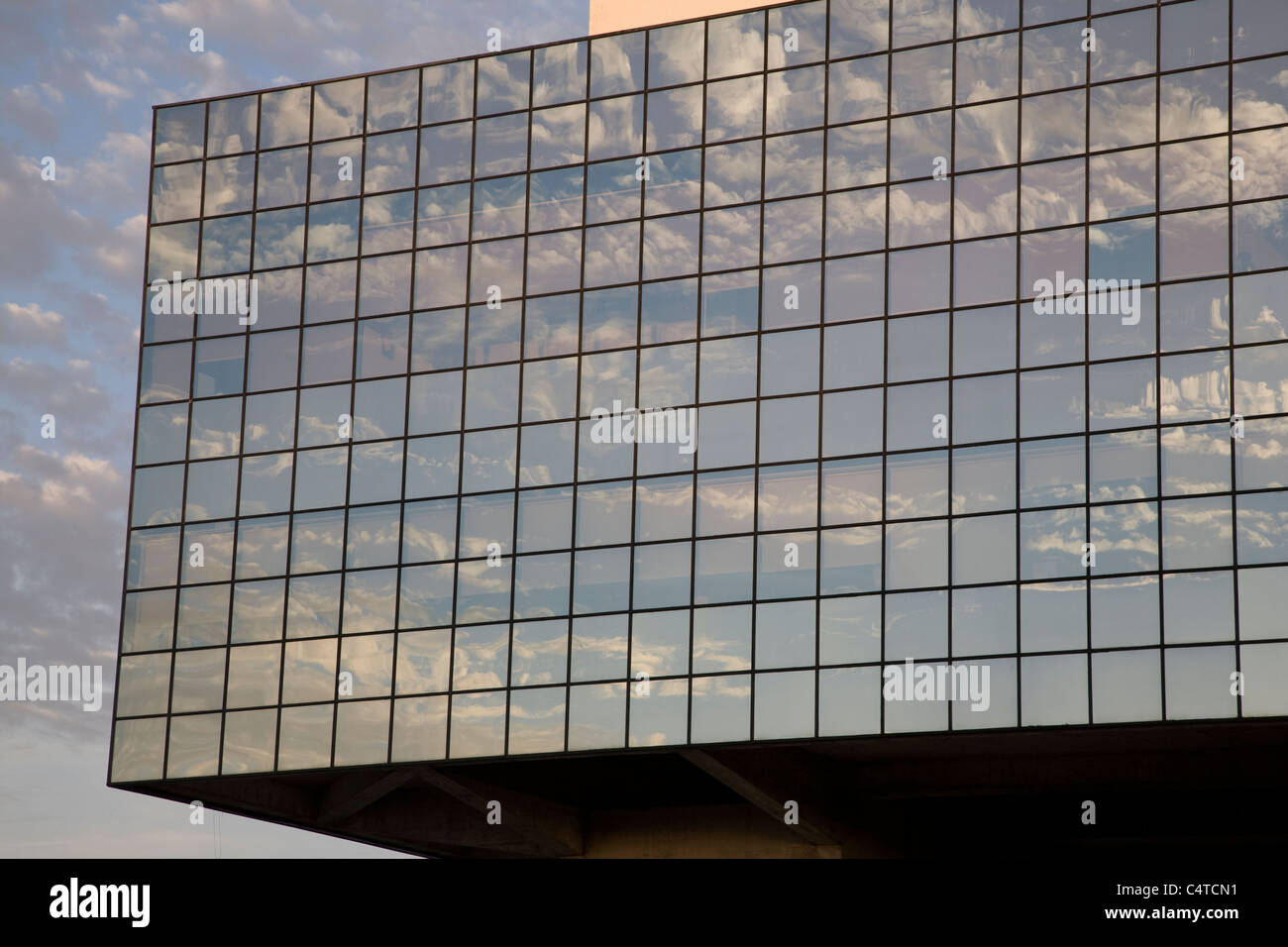 Sky reflection building architecture window facade grid cloud hi-res ...