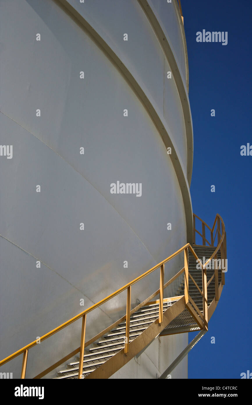 Petrochemical tannk farm oil and gas uae Stock Photo - Alamy