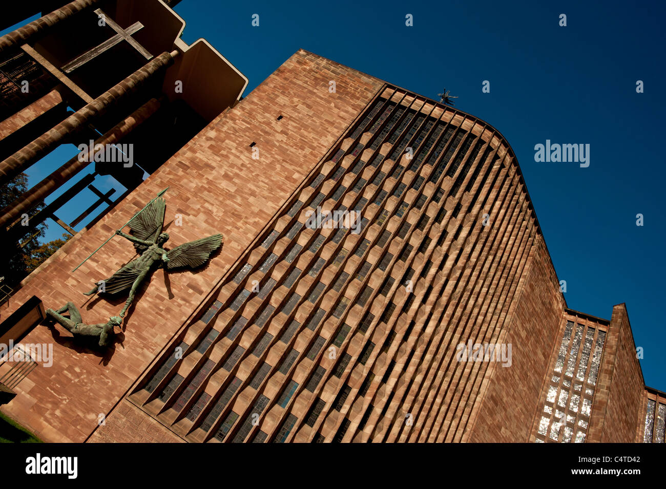 Sir basil spence coventry hi-res stock photography and images - Alamy