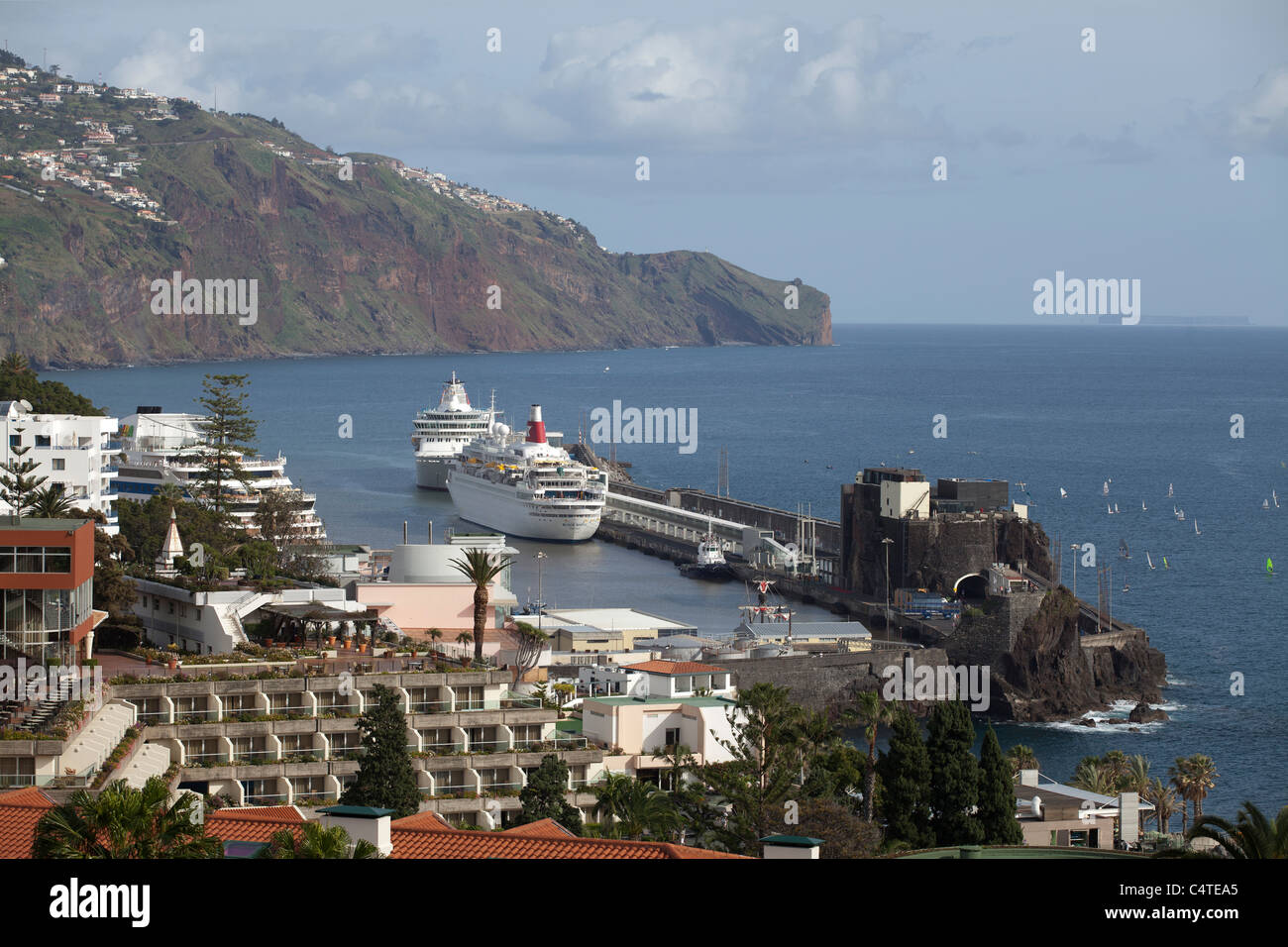 Funchal harbour Madeira Stock Photo - Alamy