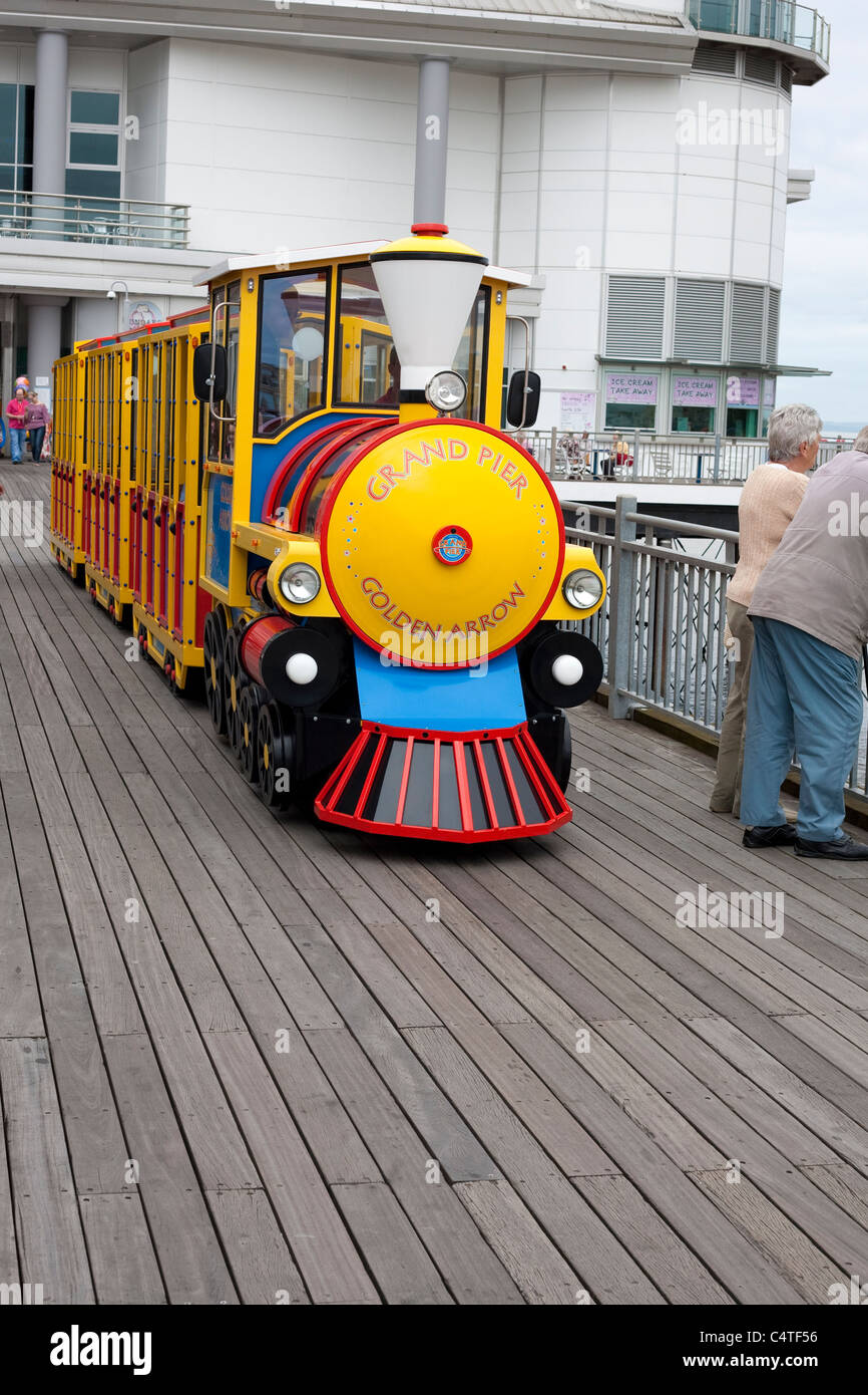 train on weston super mare pier uk Stock Photo - Alamy